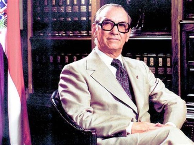 Se cumplen 32 años que se suicidó el presidente dominicano Antonio Guzmán - Puerto Plata Digital